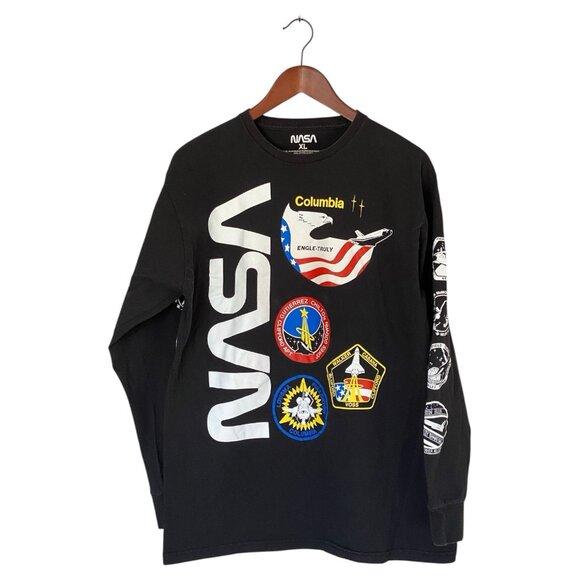 Nasa | Shirts | Nasa Black Ls Logo Tshirt Mens Xl Space Shuttle ...